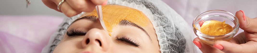 Lo que hace una cosmetóloga: ¡al detalle! | Deusto Salud