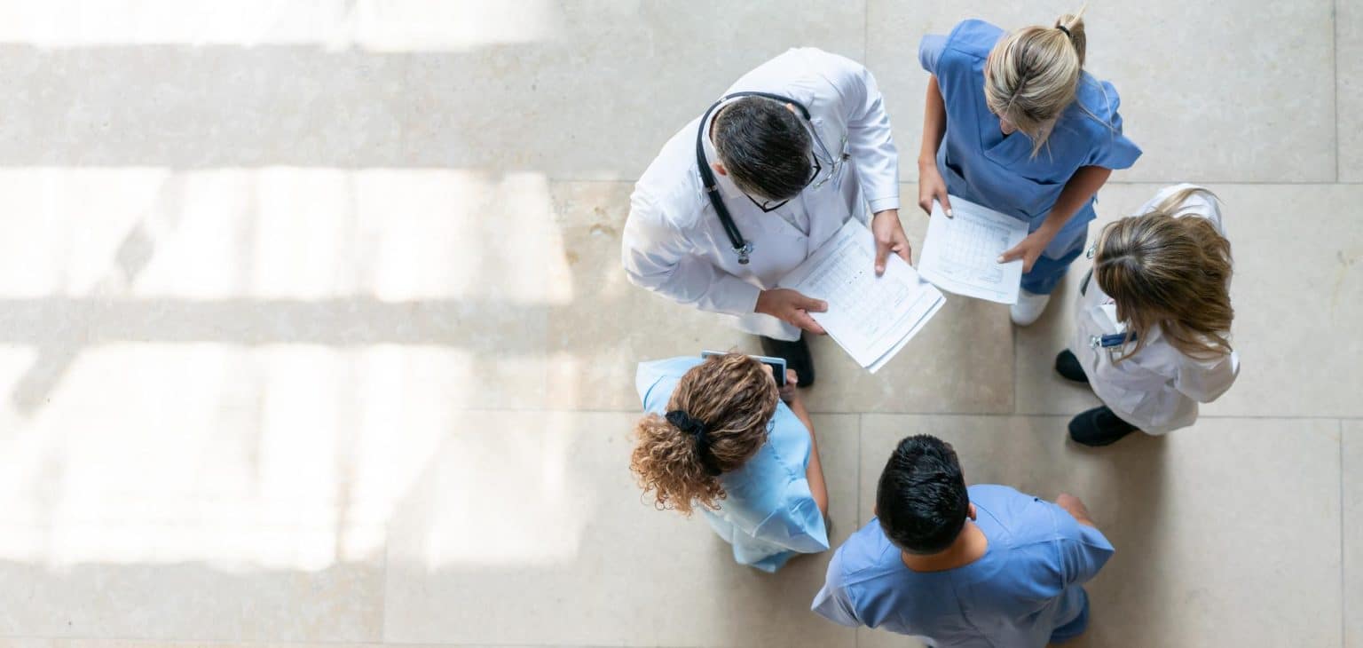 Cursos Sanidad | ¡Fórmate a distancia y crece! | Deusto Salud